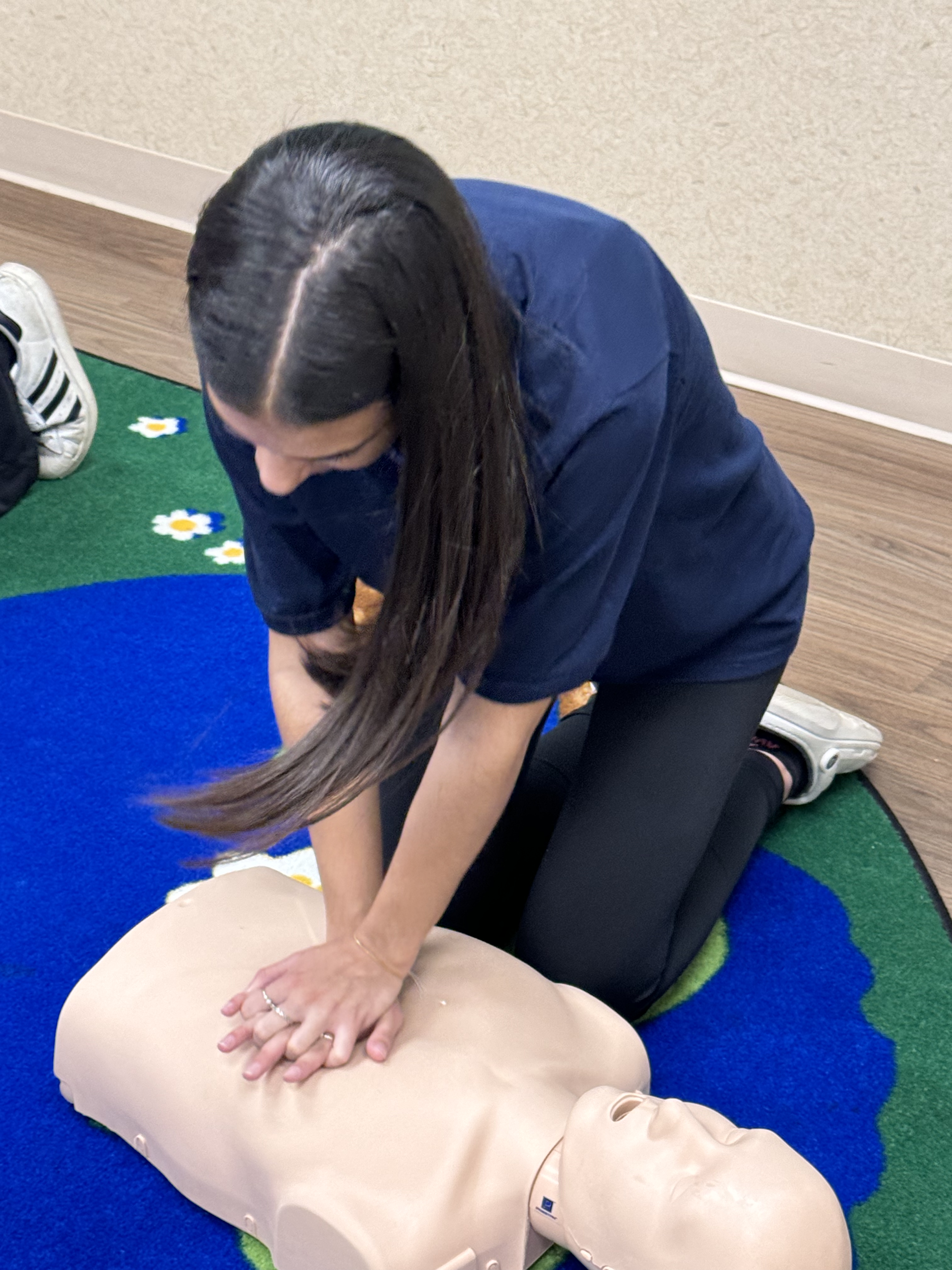 CPR Made Easy - Professional CPR Training by Certified EMTs